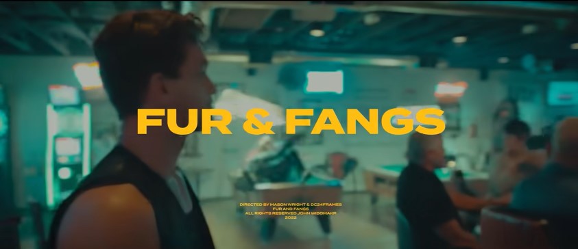 FUR AND FANGS - Artizt line